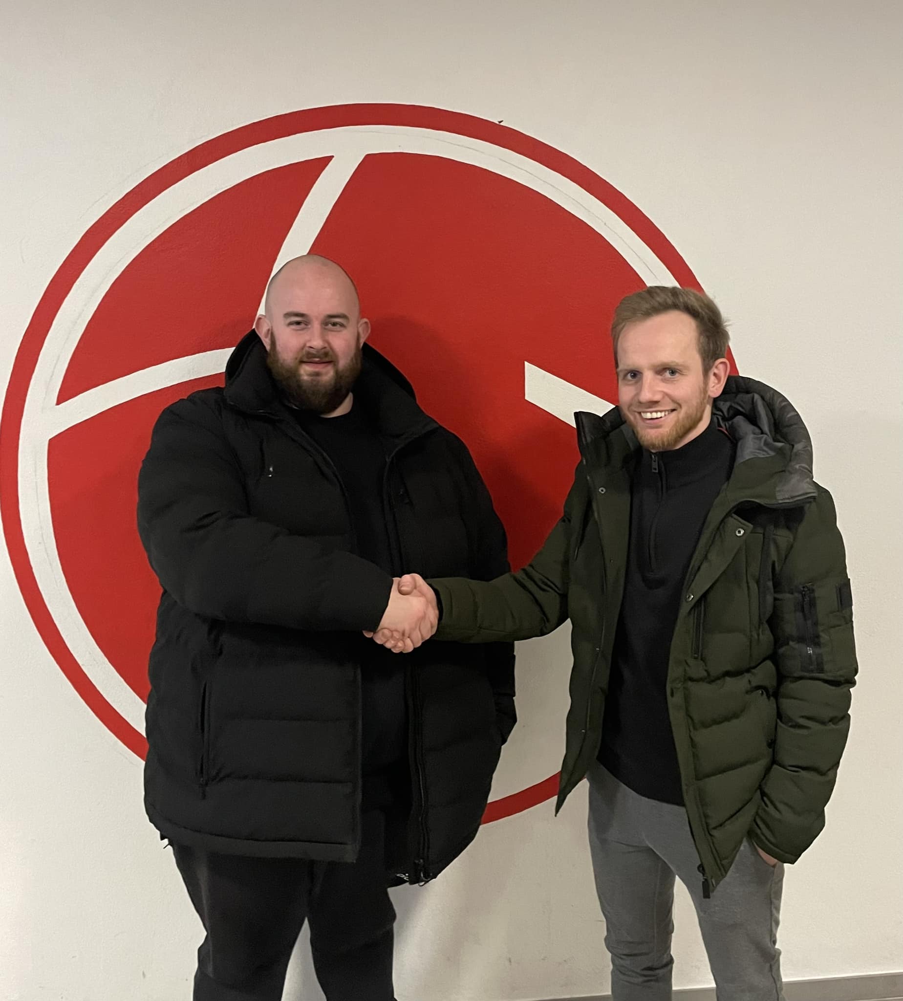 Dánjal tekur eitt tørn afturat - Eysturoyarportalurin